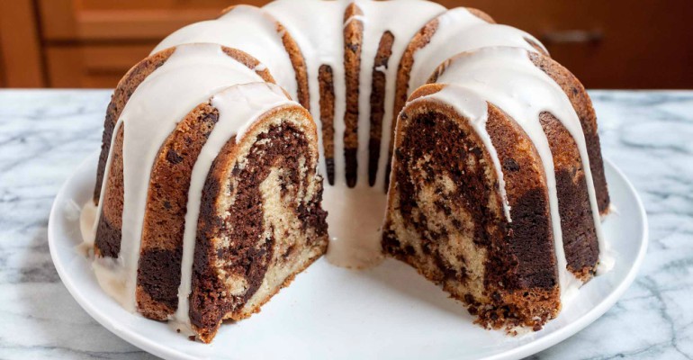 Tastee Recipe Simple Marbled Bundt Cake With Vanilla Icing: No Potluck ...